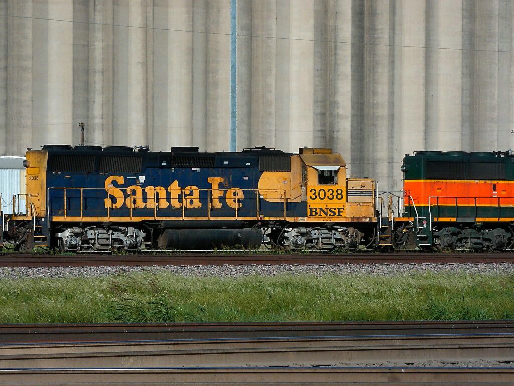 BNSF 3038